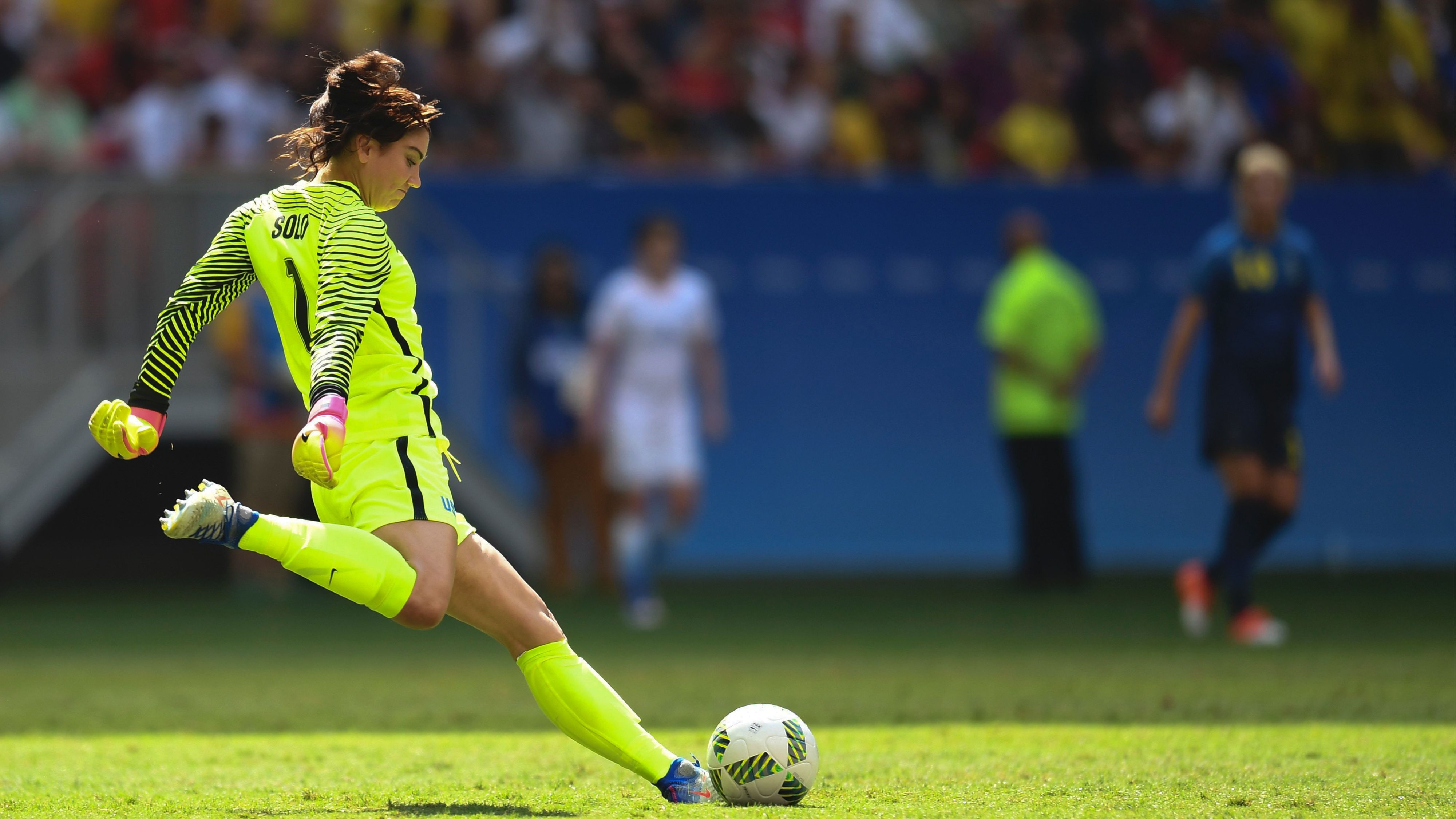 Hope Solo Hd 2,250 Hope Solo Photos Stock Photos, High Res Pictures,